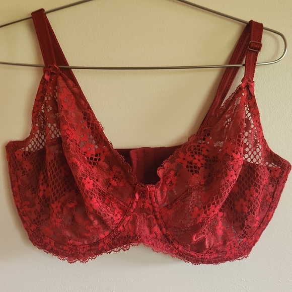 Adore Me | Intimates & Sleepwear | Adore Me Red Lace Underwire Bra Size ...